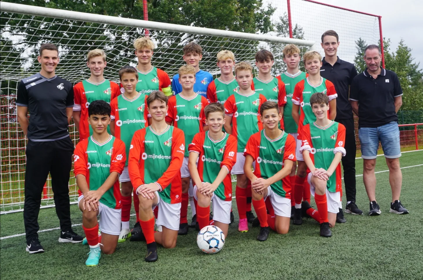 Bon Boys 15-1 tegen Schalkhaar 15-1 - Bon Boys